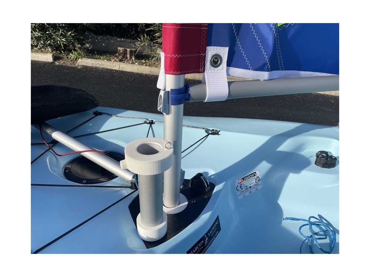 Optimist rigging adapter on Fusion marçon yachting