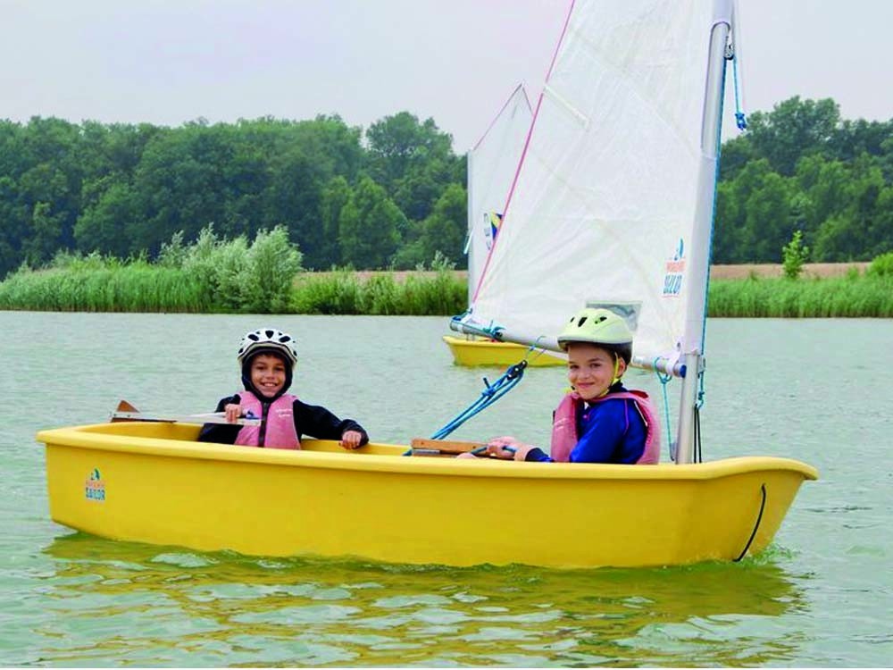 optimist boat length